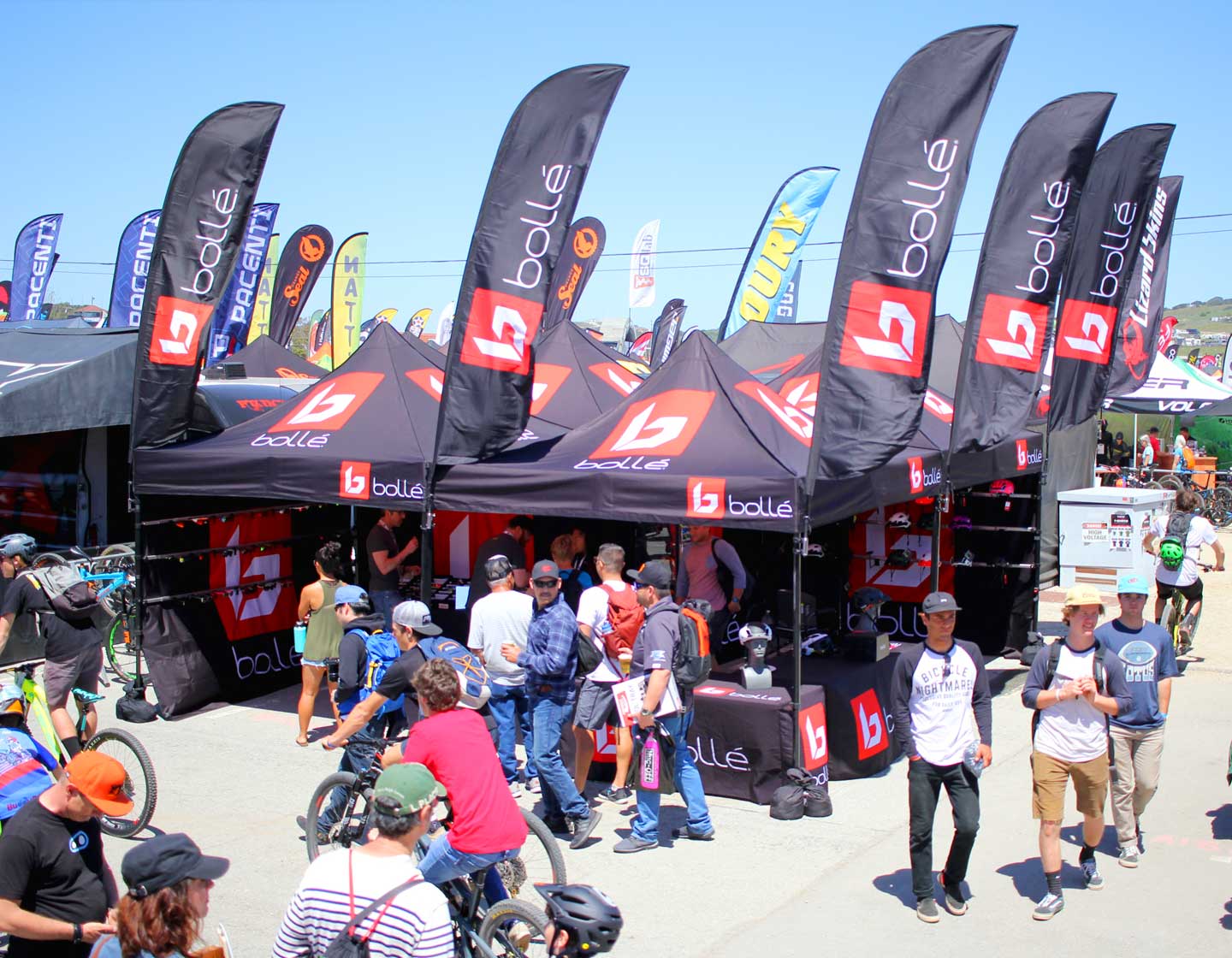 Custom Flags | Feather & Teardrop Flags | Strike Visuals